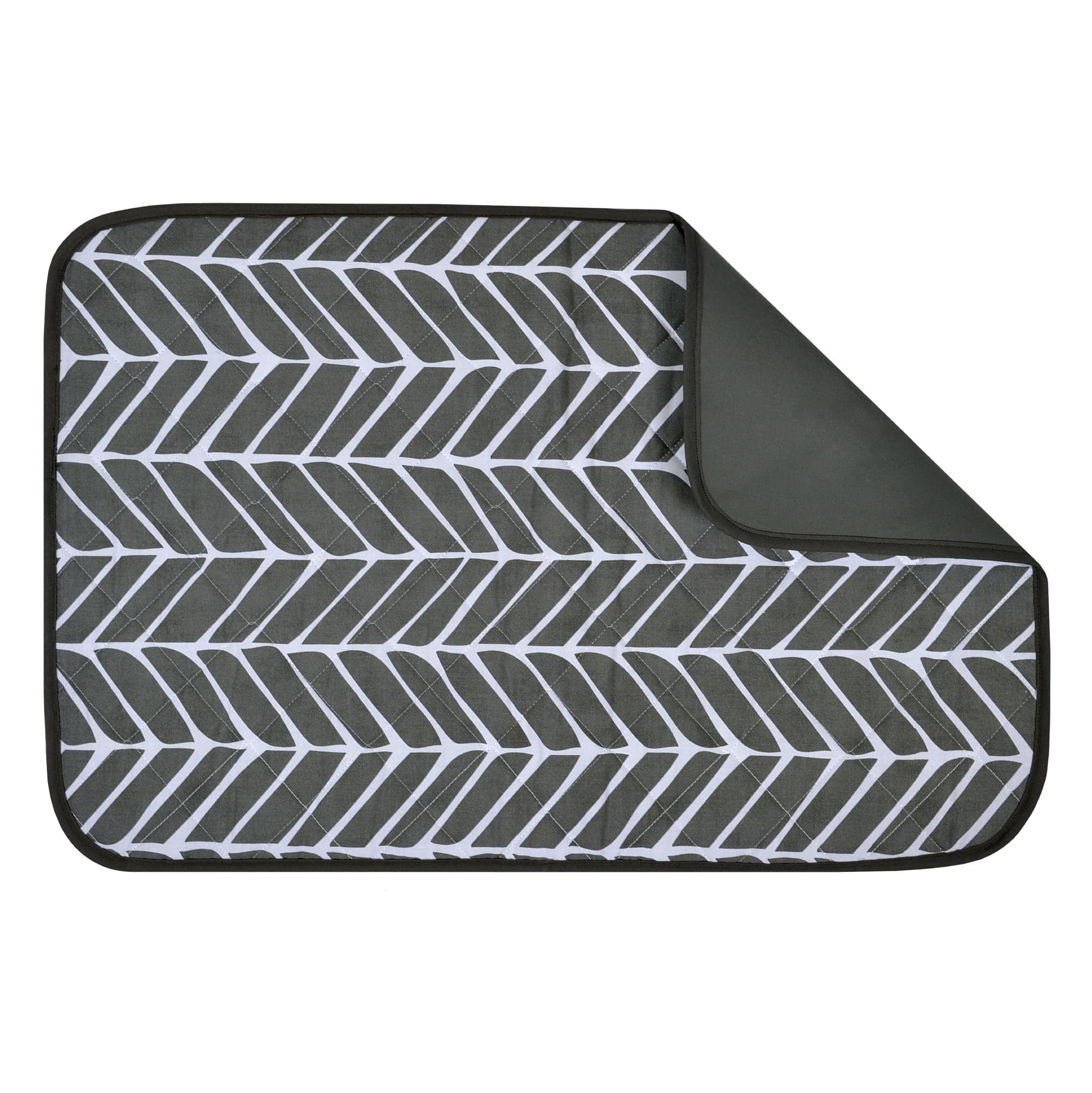 Waterproof quilted chaging pad - Chevron (no packaging) – Perlimpinpin